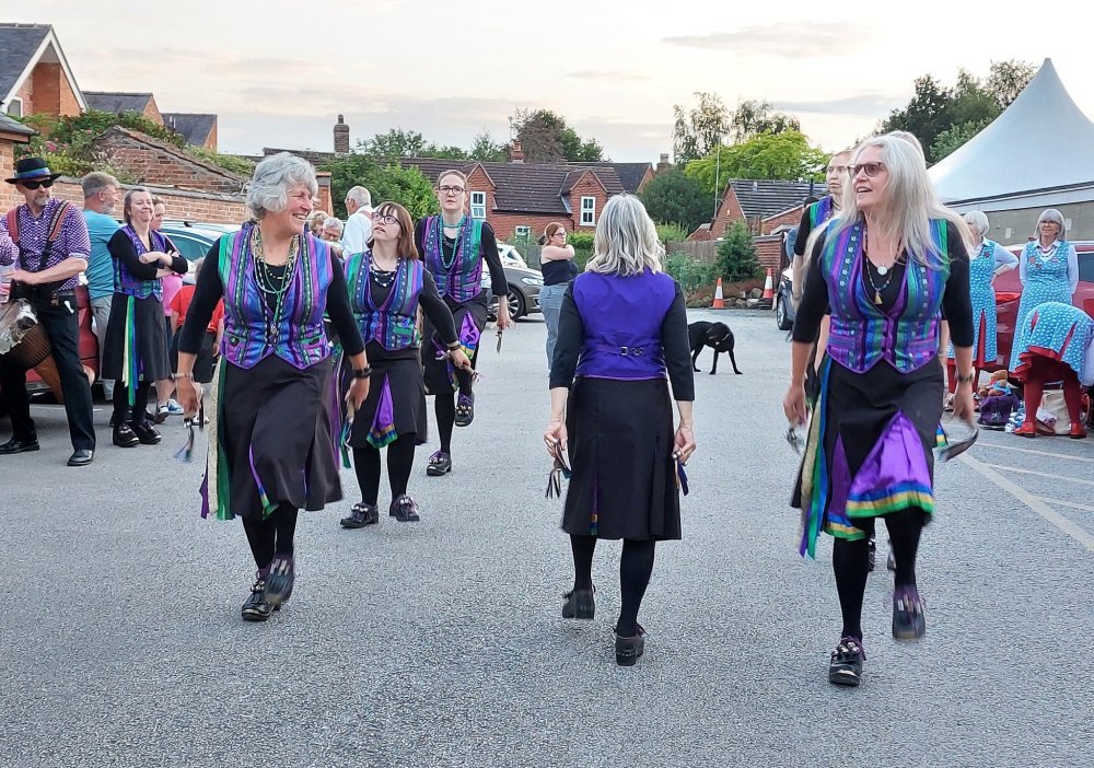 Dolphin Morris - 2022 - Mortimer's Morris